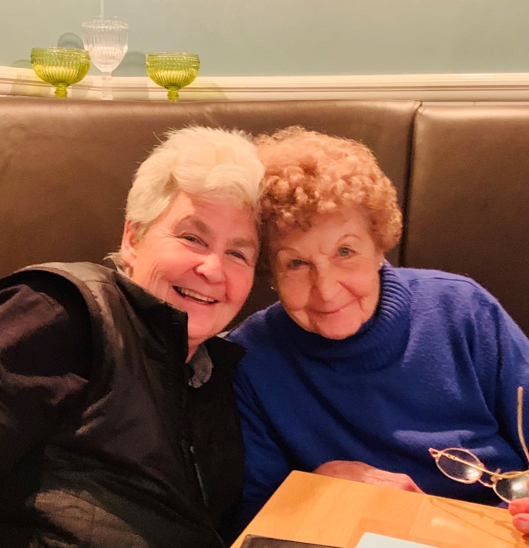 Topp fan mourns end of Woman's Weekly | RNZ News