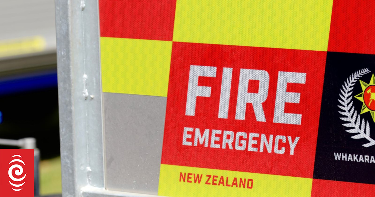 NZ firefighters head to Canada to aid wildfire response | RNZ
