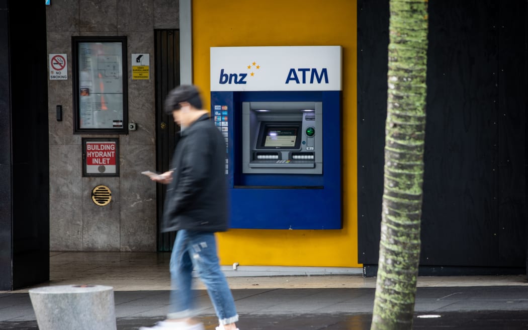 BNZ posts record annual $1.4 billion profit | RNZ News