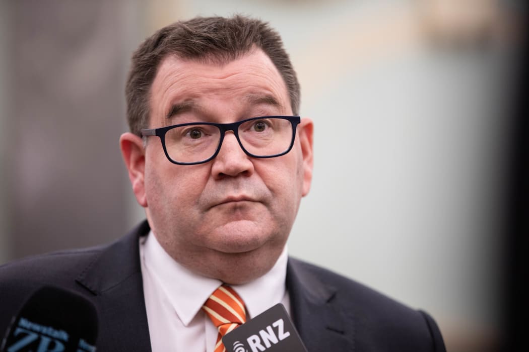 Global financial uncertainty 'challenging' for NZ economy - Grant ...