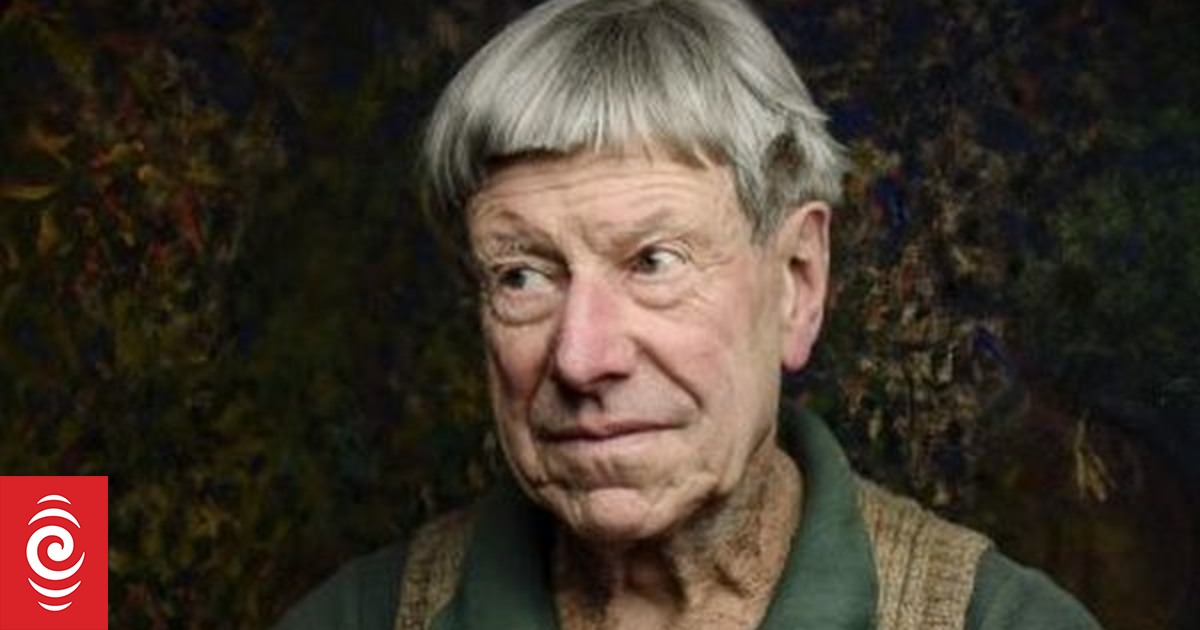 Artist Barry Brickell dies aged 80 | RNZ News