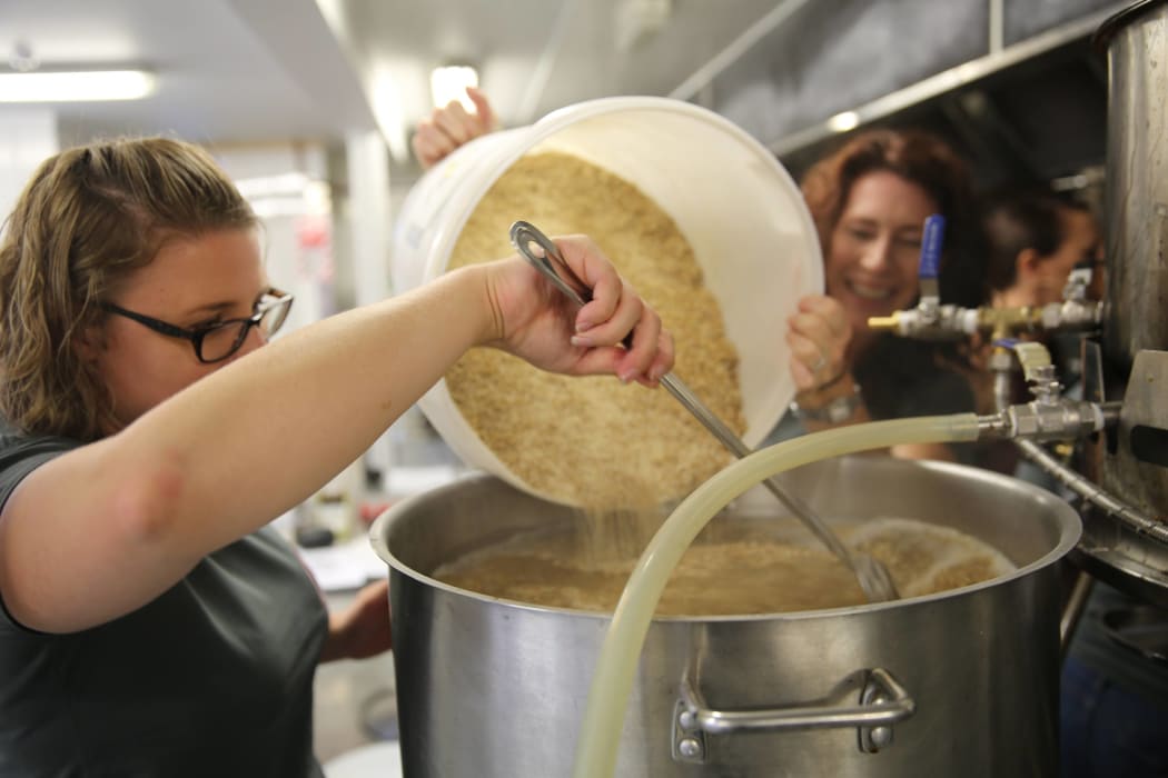 Mashing in beer stereotypes | RNZ News