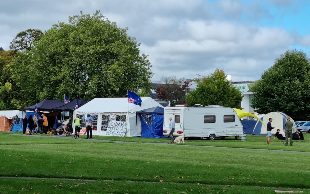 Cranmer Square protesters told to leave by Thursday | RNZ News