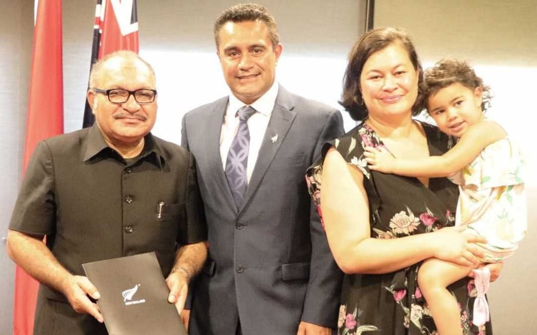 PNG leader welcomes new NZ high commissioner | RNZ News