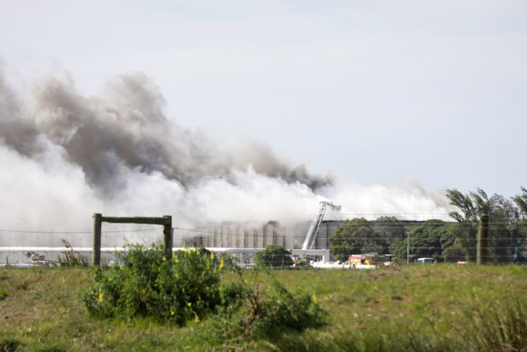 Fire breaks out at Christchurch wastewater plant | RNZ News