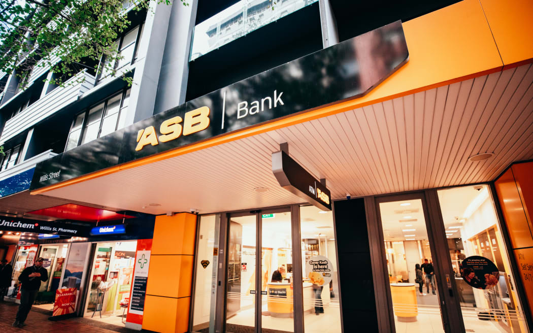 ANZ, ASB customers to be part of legal action for credit law breaches ...