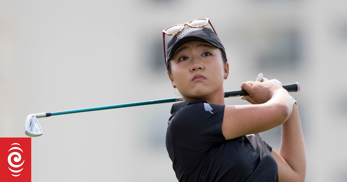 KO drops back in US Open | RNZ News
