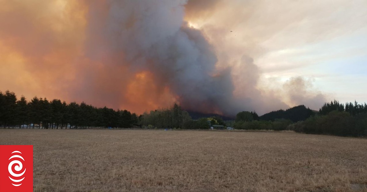 Nelson fire grows to 2000ha | RNZ