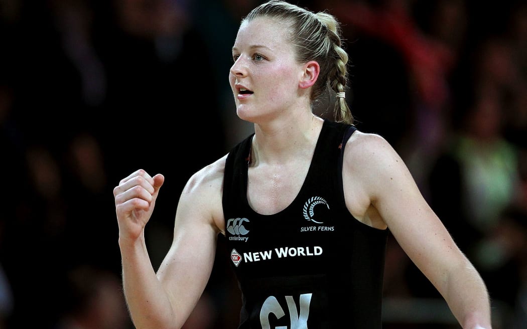 Silver Ferns edge out Proteas | RNZ News