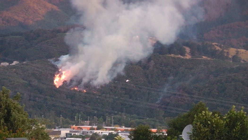 Arson suspected in Upper Hutt fires | RNZ News
