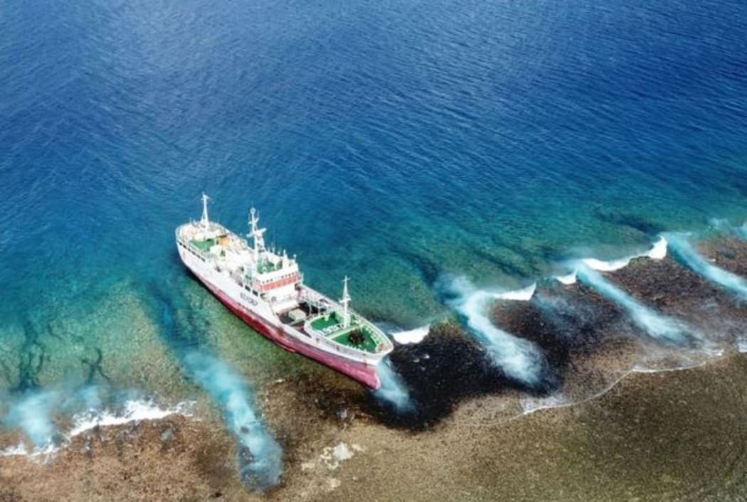 Chinese ship stuck on French Polynesia reef for four months | RNZ News