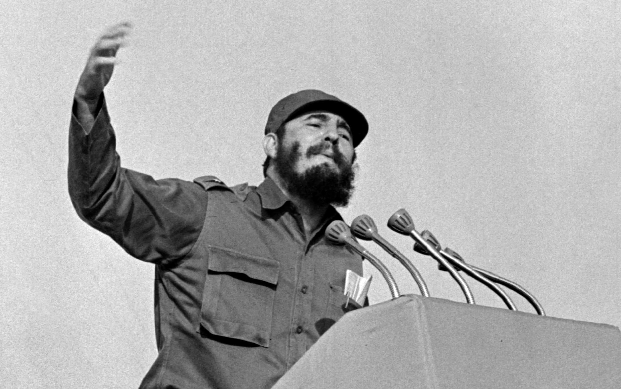 Obituary: Fidel Castro made revolutionary mark | RNZ News