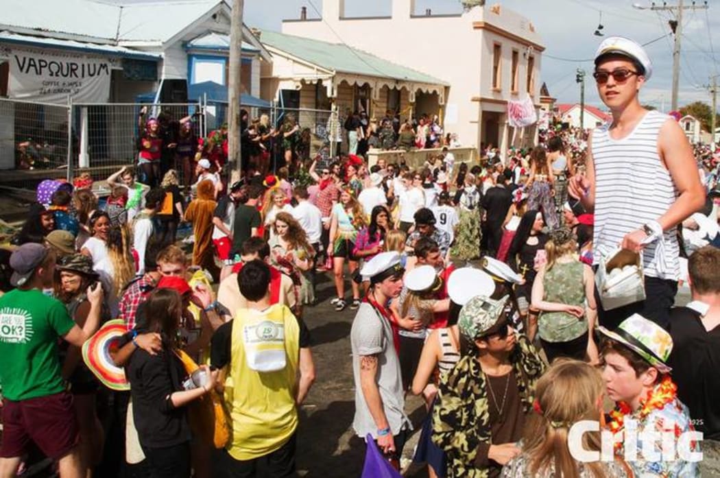 Student party 'success' despite arrests | RNZ News