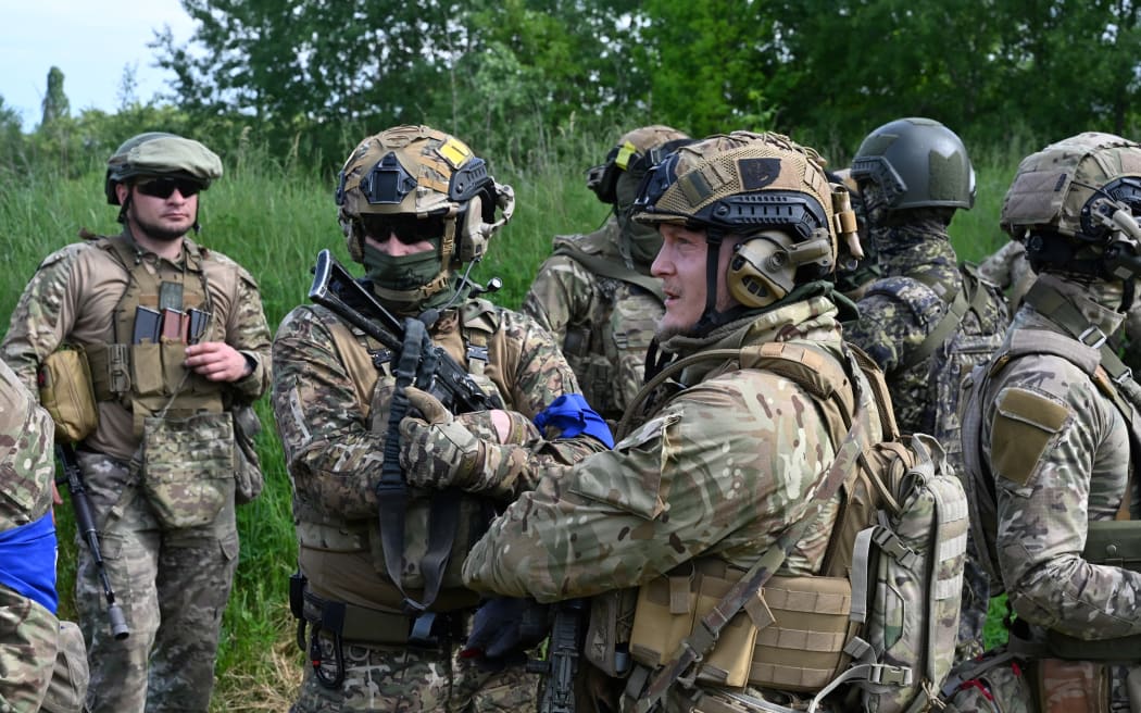 Pro-Ukraine group of Russian partisans plans to give prisoners to Kyiv ...