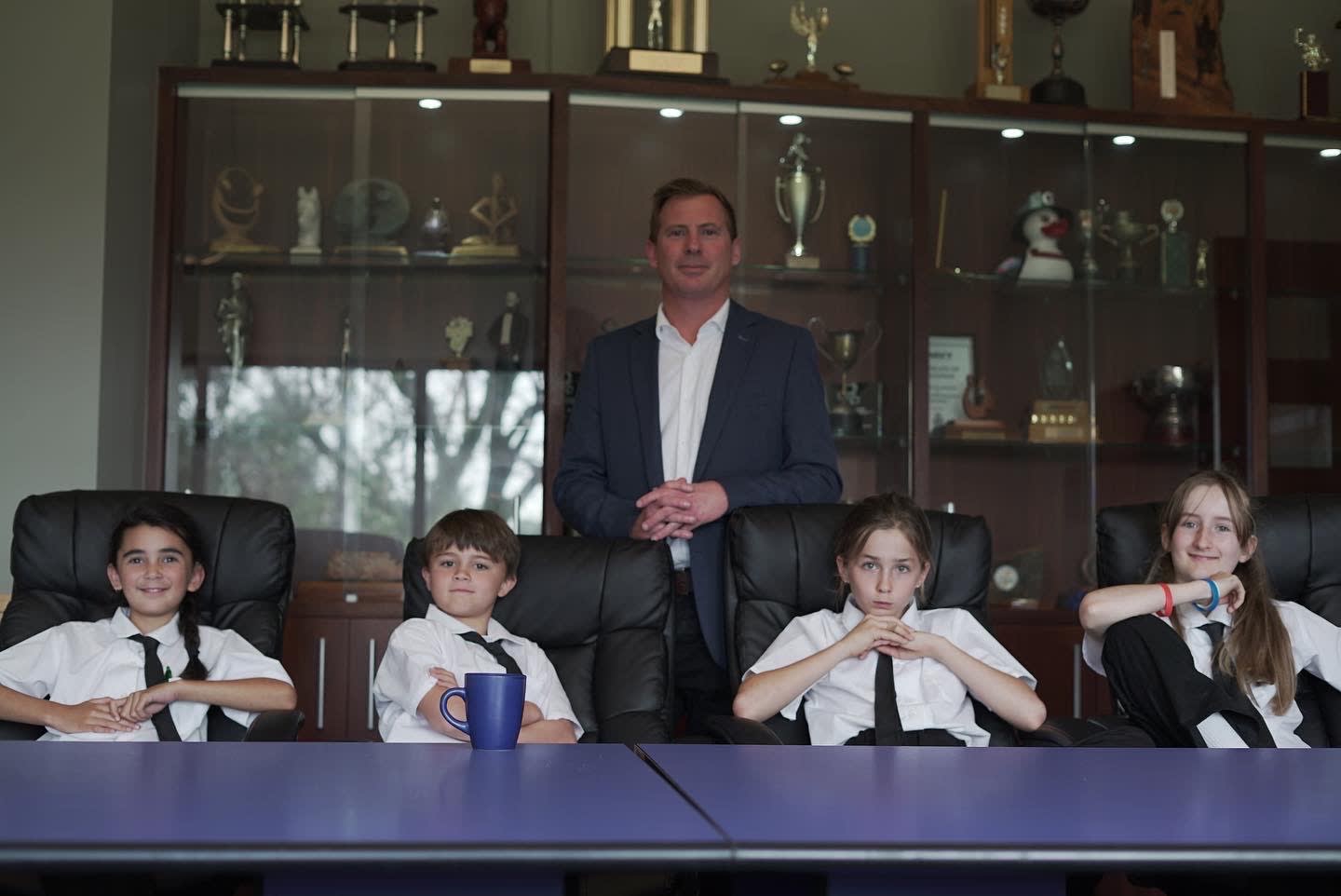 Standing Room Only for Sunday 9 October 2022 Standing Room Only | RNZ