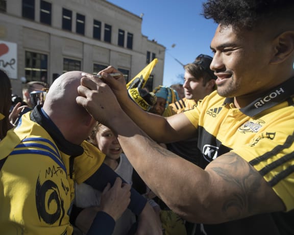 Hurricanes Victory Parade - 10 August 2016 | A Gallery from News | RNZ