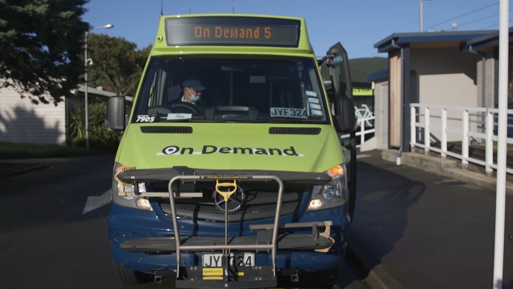 Wellington's Metlink trials bus service with virtual bus stops | RNZ