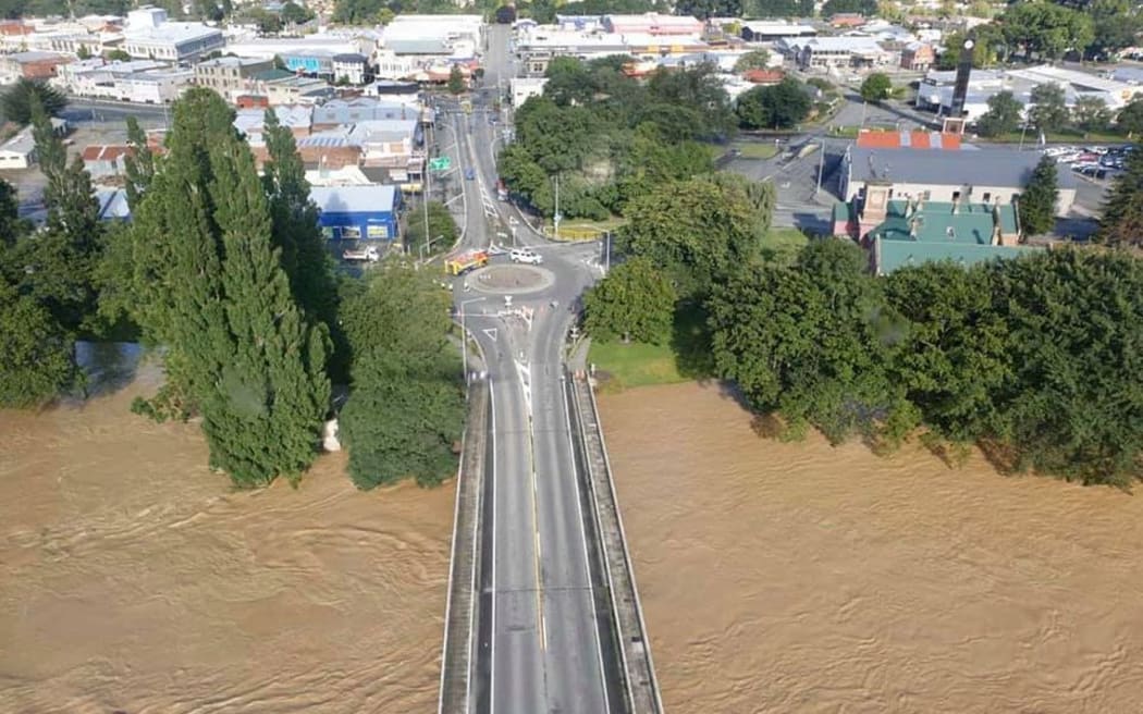 Southland floods: Evacuated Mataura residents can return home | RNZ News