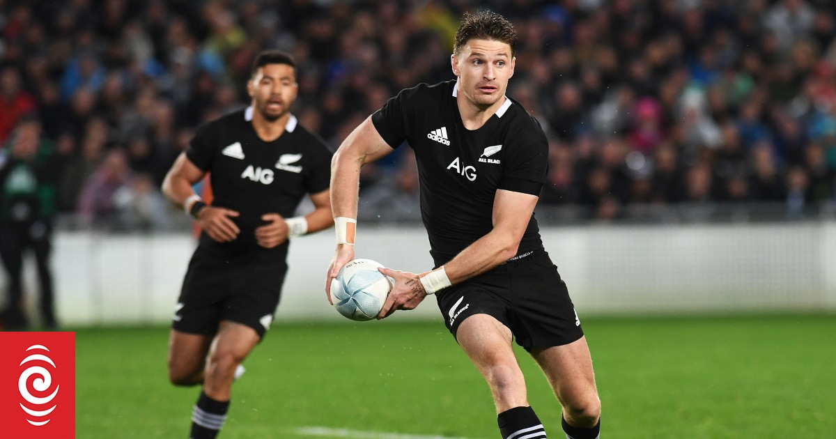 Rugby World Cup: 'A sweaty ball's more slippery than a rainy ball' | RNZ
