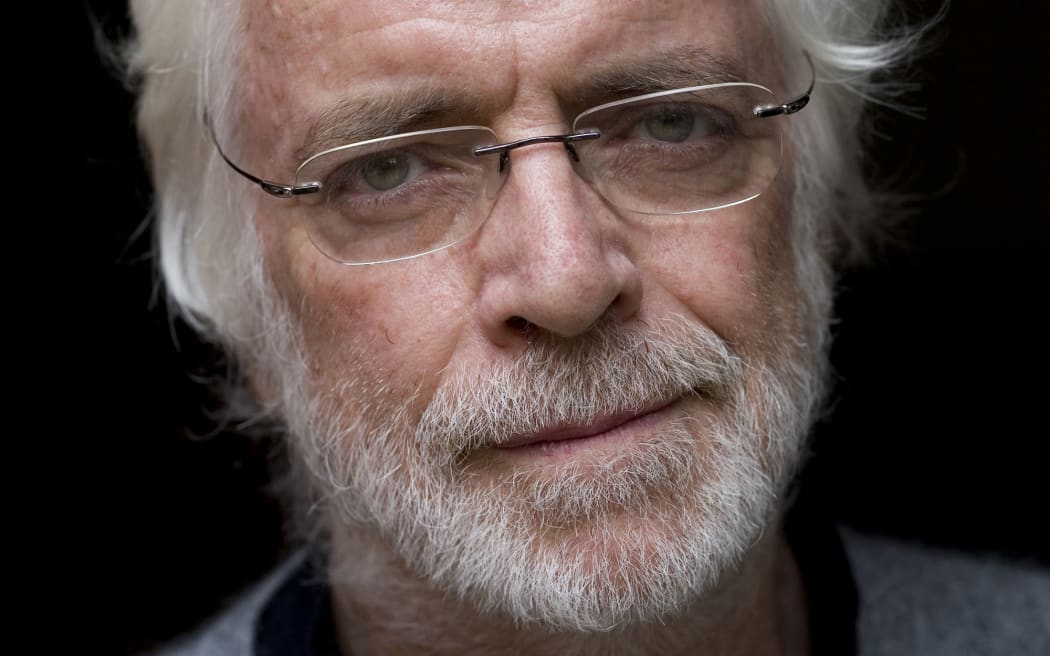 Ross Harris delivers the 2022 Lilburn Lecture on his life as a composer ...