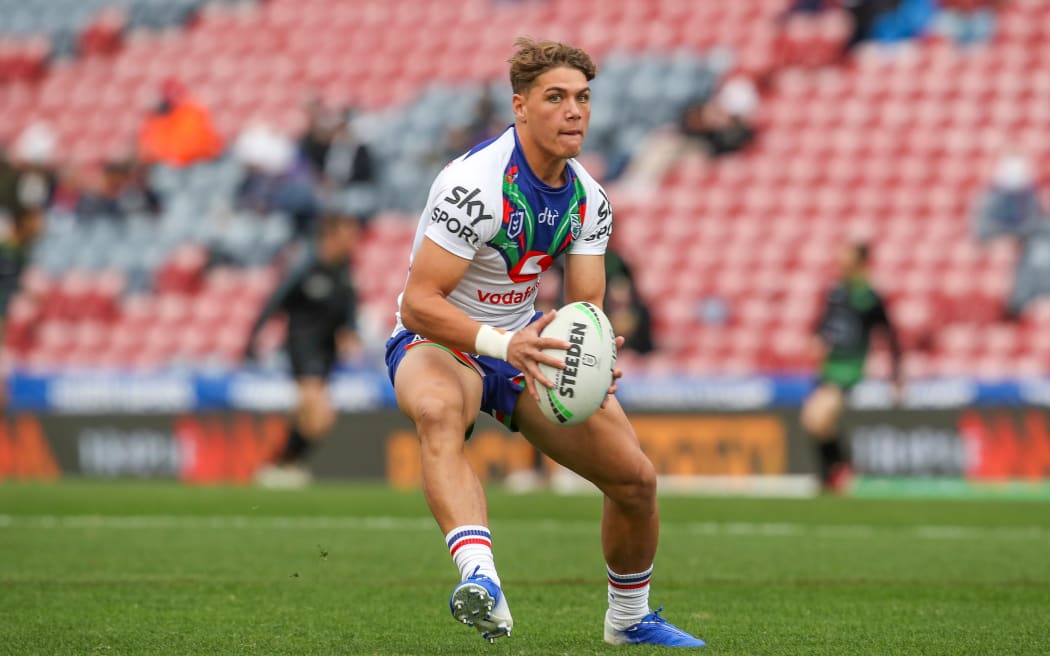 Warriors coach wants Reece Walsh to learn from demotion | RNZ News
