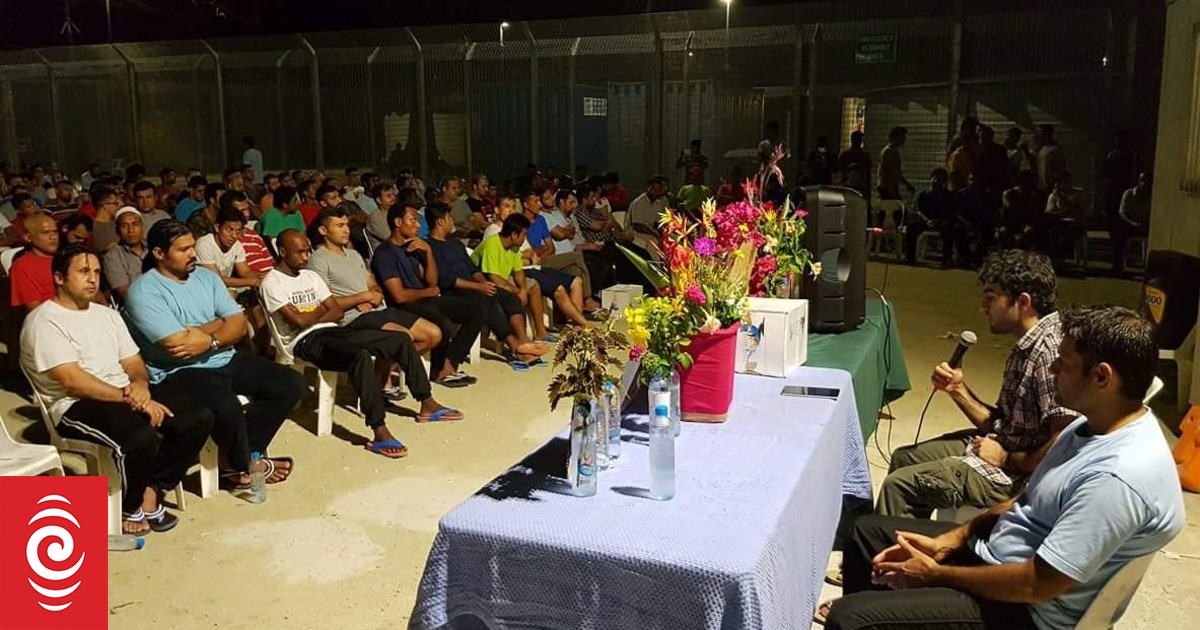 Anger at Manus centre over dead man's body | RNZ News