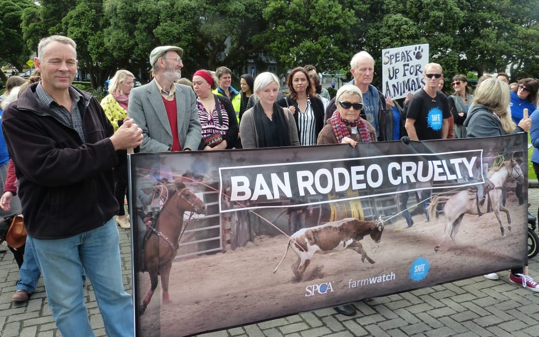Petition to end rodeo presented to Parliament | RNZ News