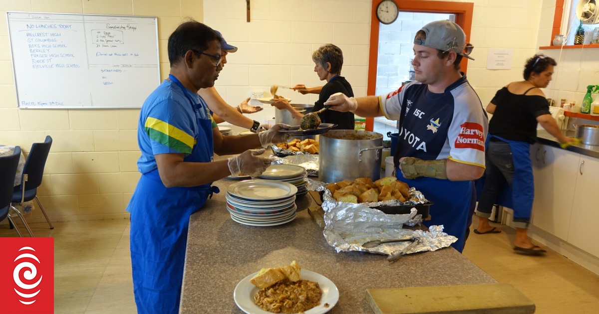 Hamilton homelessness on the rise again | RNZ News