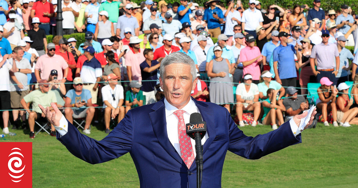 Players rebuke PGA boss after shock deal with LIV Golf | RNZ News