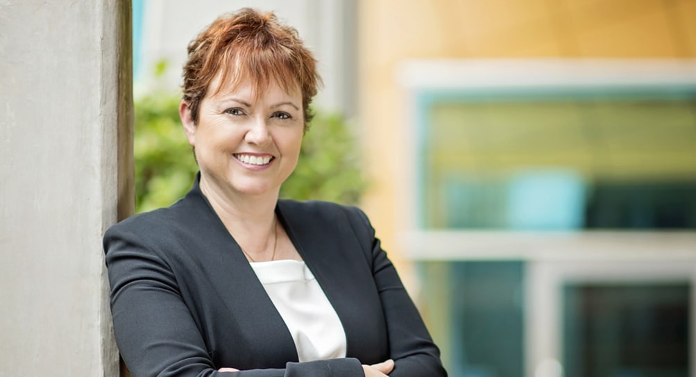 Massey vice-chancellor under fire after release of emails | RNZ