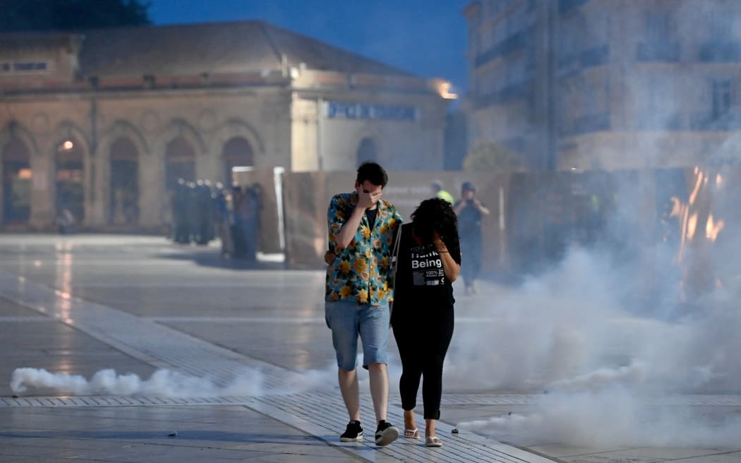 France deploys 45,000 police, armoured vehicles to quell riots | RNZ News