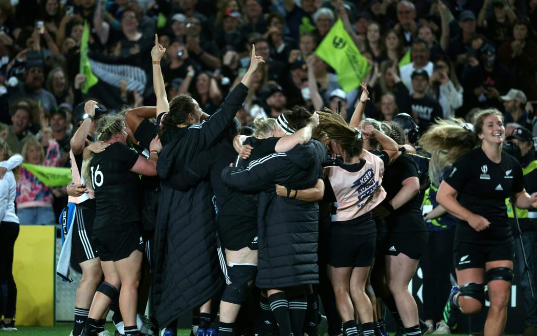 Rugby World Cup: Black Ferns win final against England by three points ...