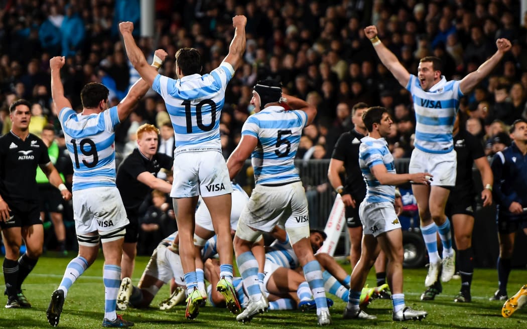 Unchanged starting line-up for All Blacks as they chase redemption in ...