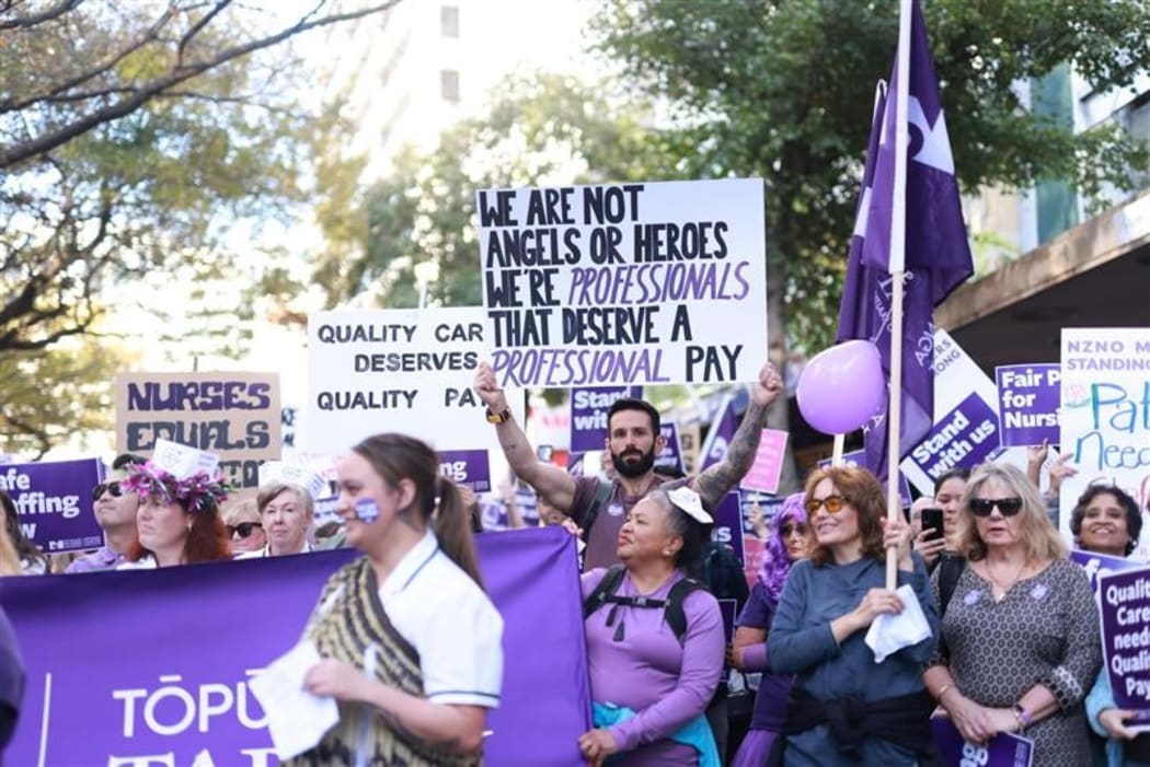 Nurses' strike: Thousands protest nurses' pay and conditions | RNZ News