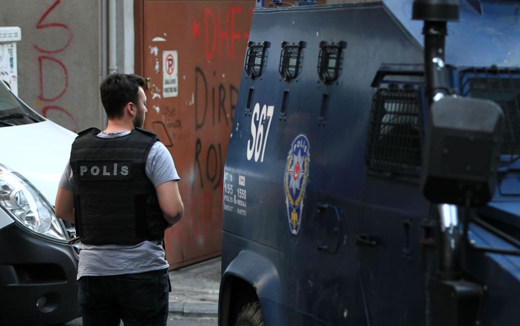 Turkish police raid nets IS suspects | RNZ News