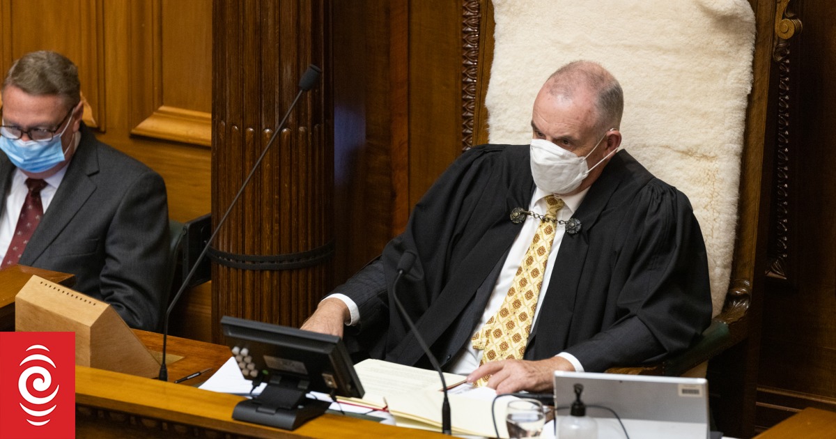 Trevor Mallard bowing out of Parliament today | RNZ