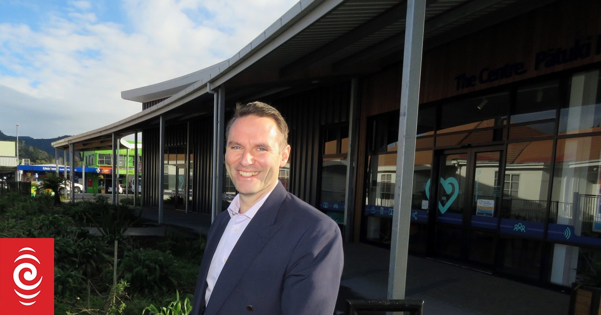 Western BOP's new mayor to bring a 'younger perspective' | RNZ News