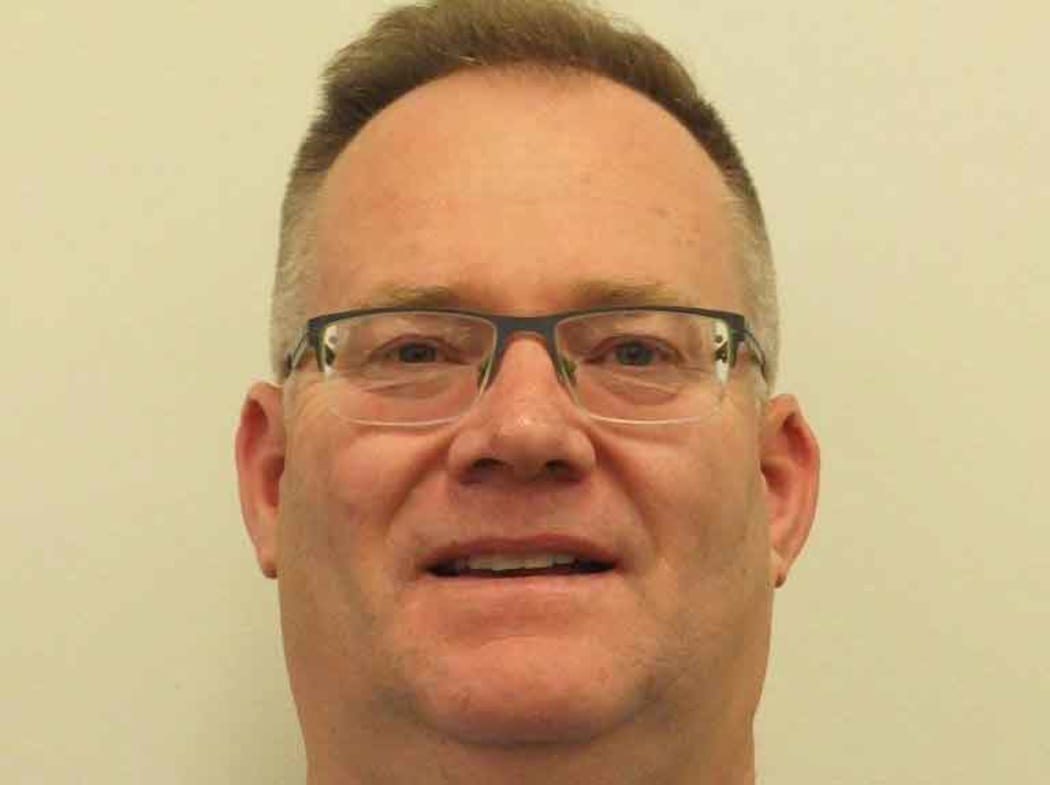 NZ's tighter policies lead to big fall in Pacific migration | RNZ News