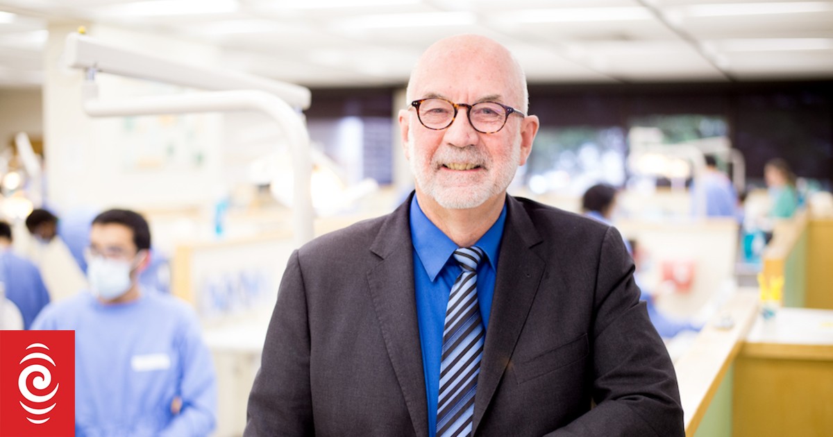 Calling Home: John Featherston in San Francisco | RNZ