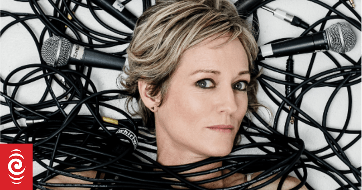 Sally Stockwell takes on motherhood | RNZ