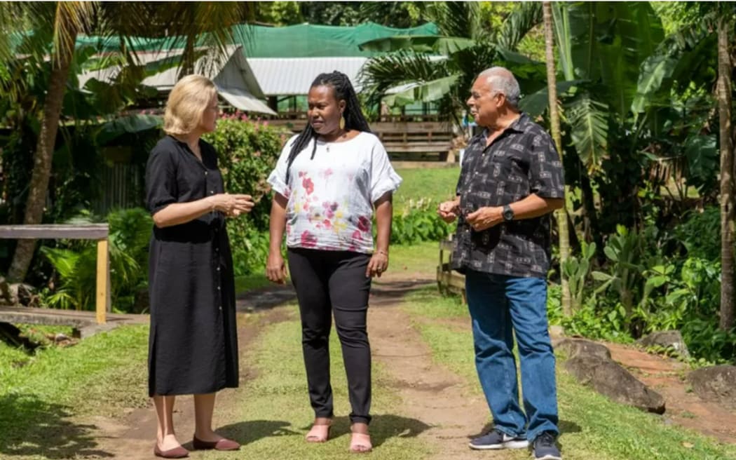 Wealthy UK family to apologise in Grenada over slave-owning past | RNZ News