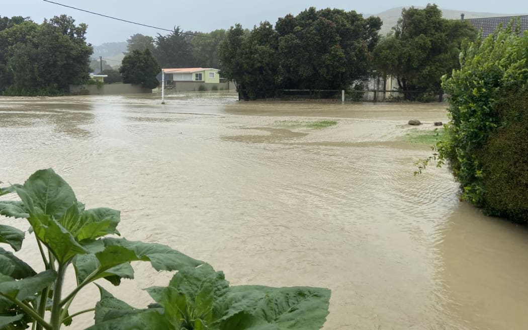 Widespread damage: Cyclone Gabrielle in pictures | RNZ News