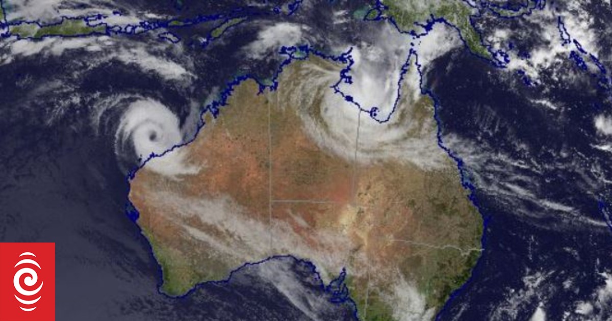Evacuations in the thousands as two cyclones near Australia | RNZ News