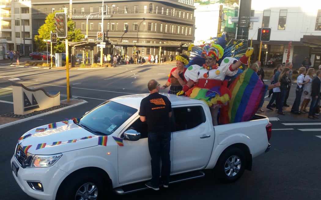 Thousands turn out for Wellington Pride Parade | RNZ News