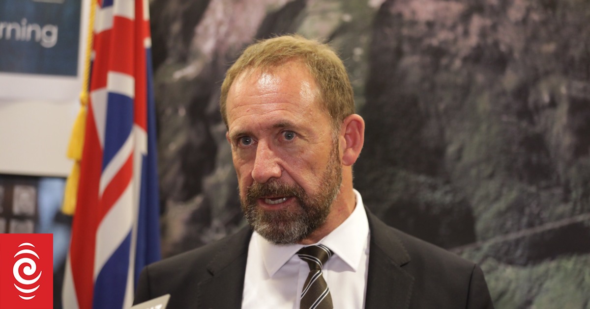 Andrew Little accused of rushing iwi settlement | RNZ