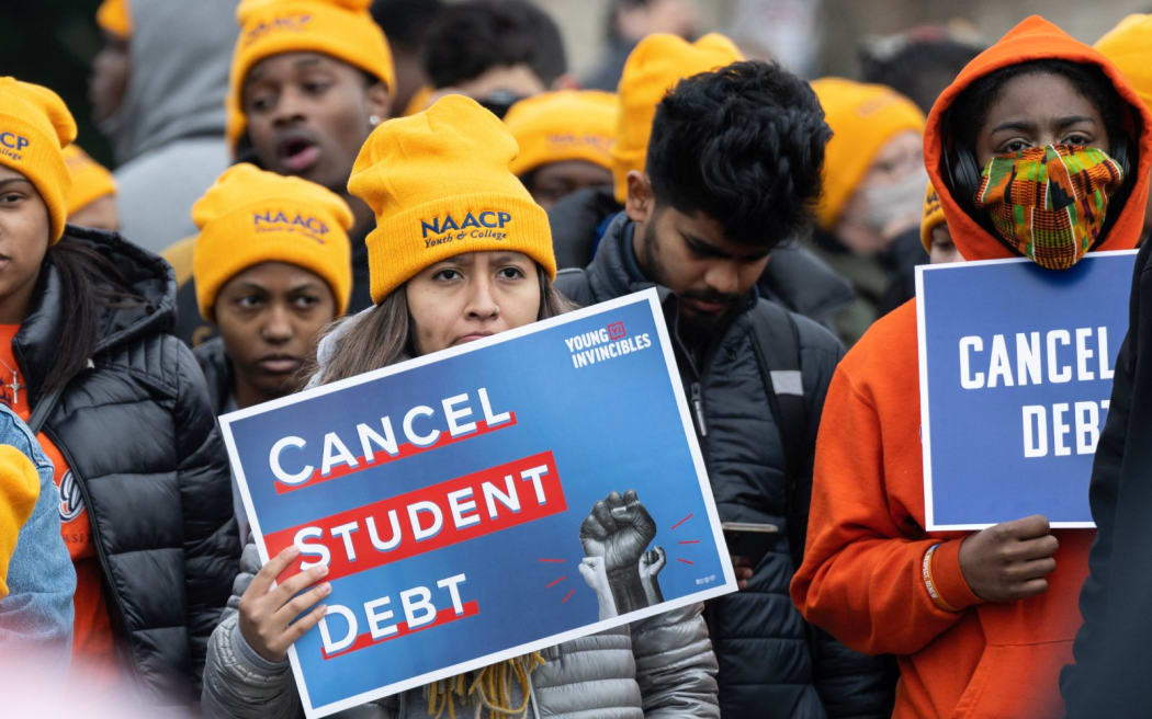 US Supreme Court looking likely to stop Biden's student debt relief ...