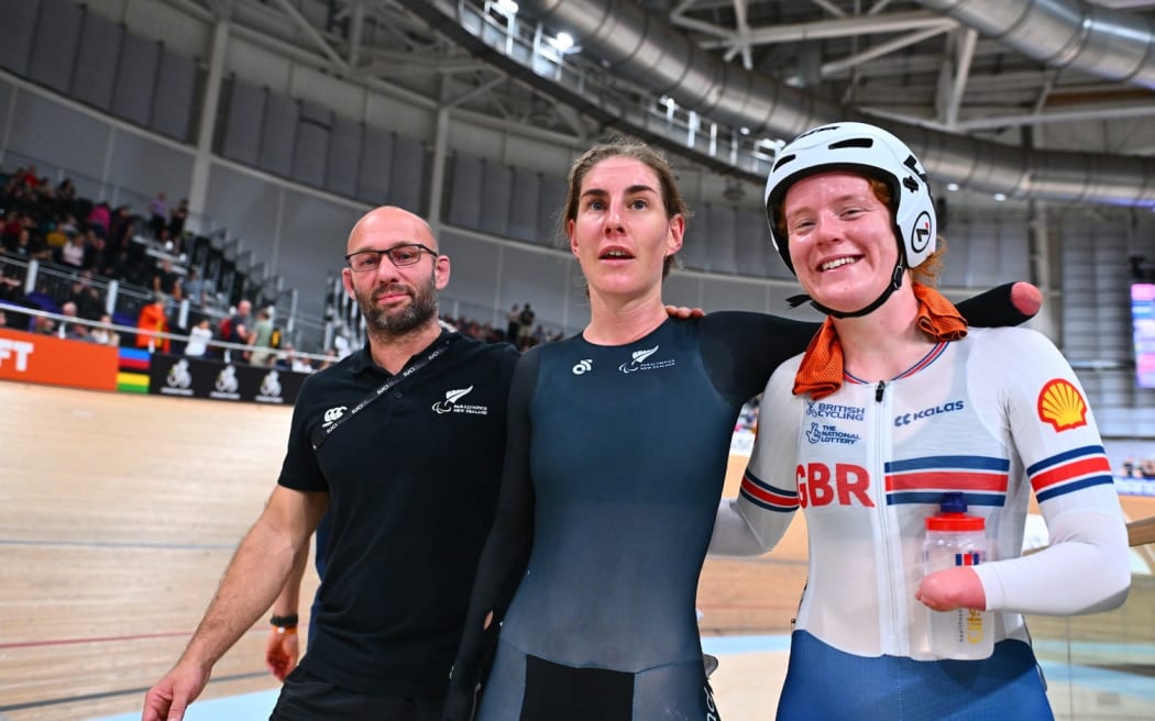 Two more golds for NZ para-cyclists | RNZ News