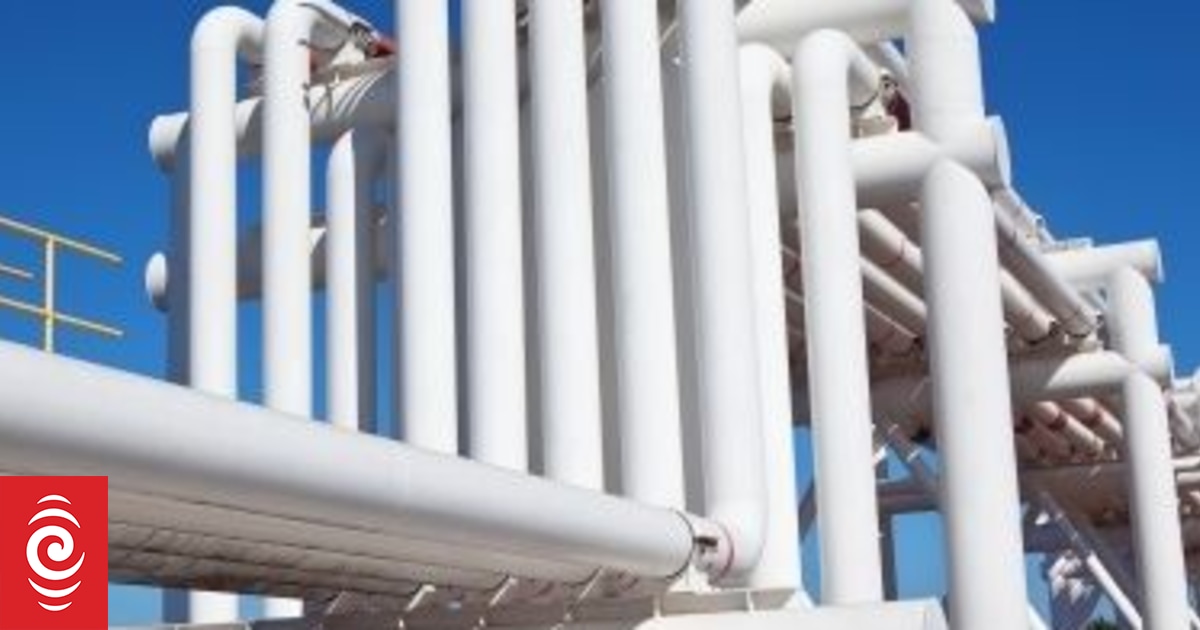 EPA cuts Maui gas field hearing time | RNZ News