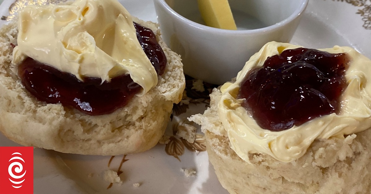 Scone queen rises to world record challenge | RNZ