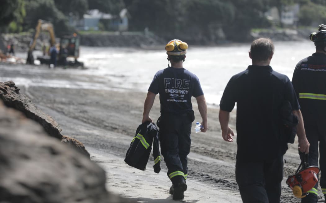 Orua Bay collapse: Hillside part of unstable sand dune area, councillor ...